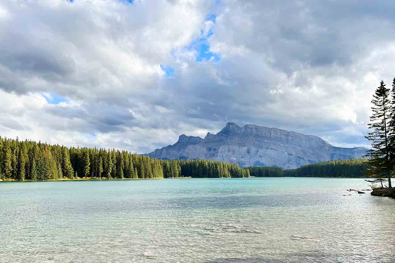 Two Jack Lake: An Ultimate Guide to visit - Optimistic Travelers