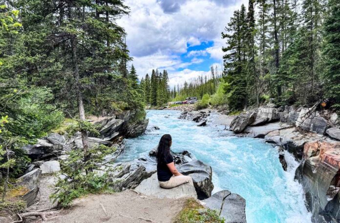 A Quick Guide To Numa Falls, British Columbia - Optimistic Travelers